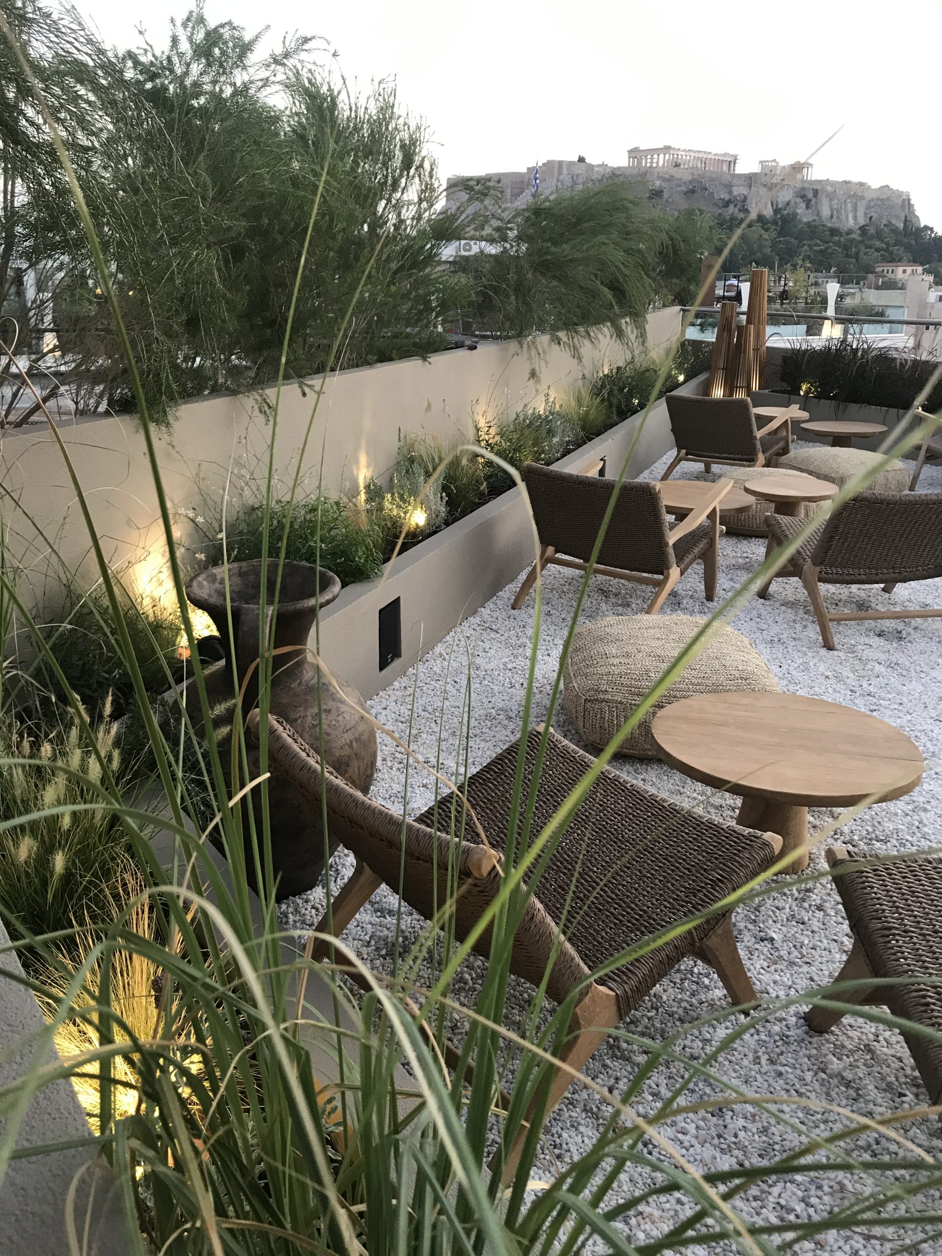 Κατασκευή roof garden στο κέντρο της Αθήνας. Κατάστημα εστίασης ...